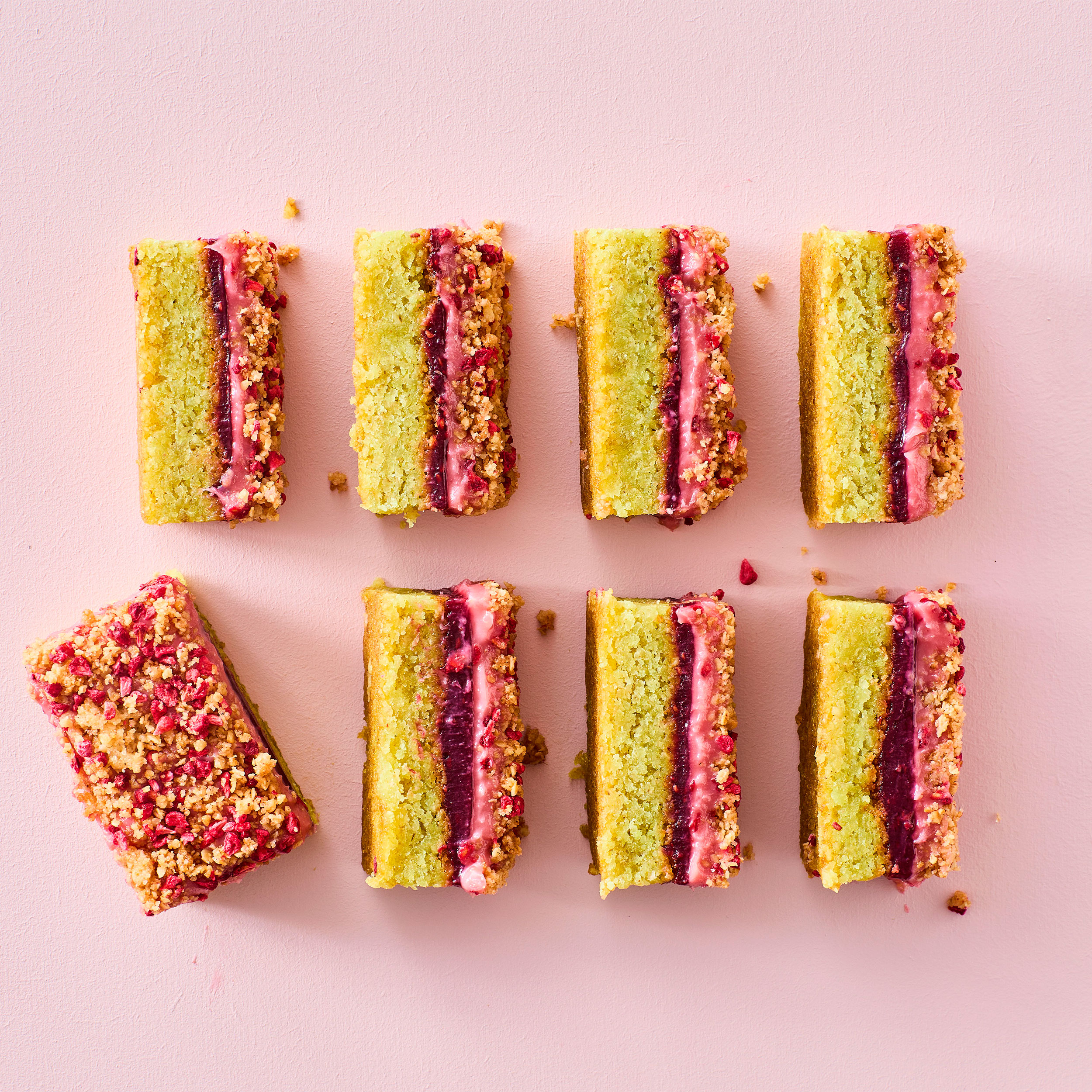 Snitter med hindbær- og pistaciesmag | Odense Marcipan